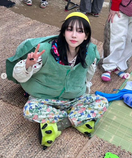 aespa Karina's Cute Charm Explosion, Fans Go Wild - Discover Latest K ...