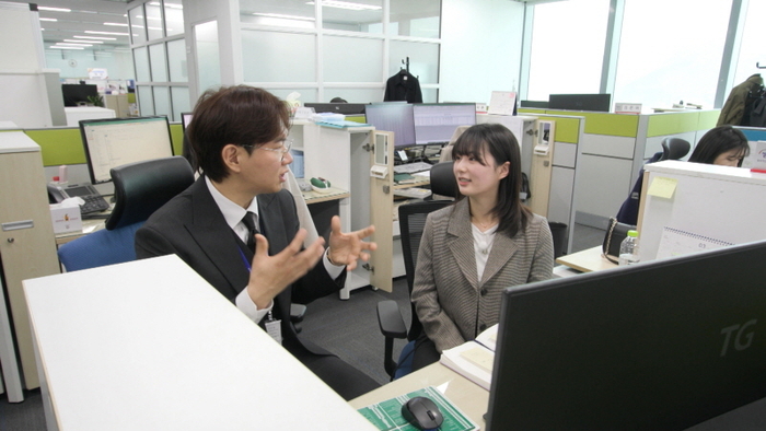 On the KBS1 program 'Scout 5 Early Adopter,' Jang SungKyu's new ...