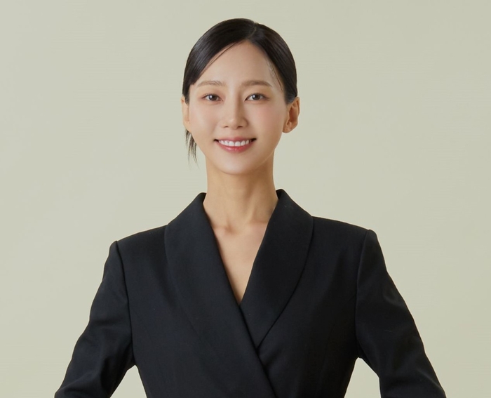 Sorn Signs Exclusive Contract with LEAD Entertainment - Discover Latest ...