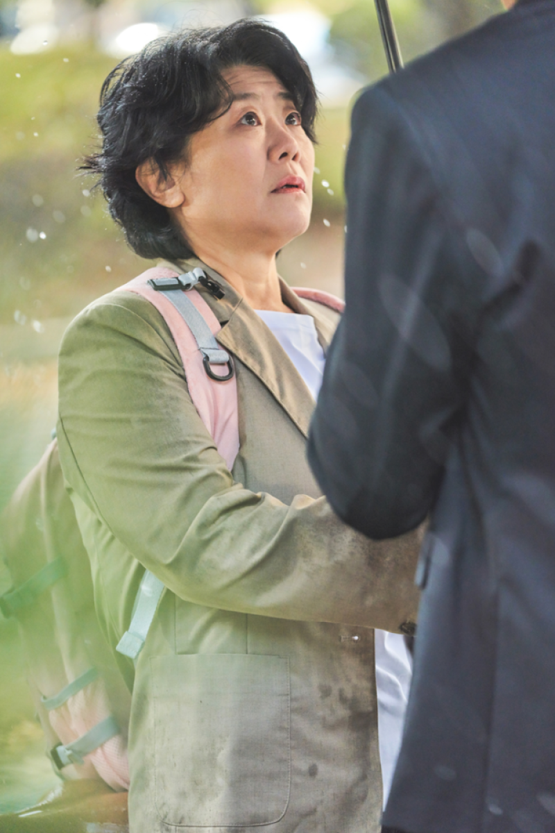 Different Girl by Day and Night: Lee JungEun and Jung EunJi Showcase Captivating Dual Roles ...