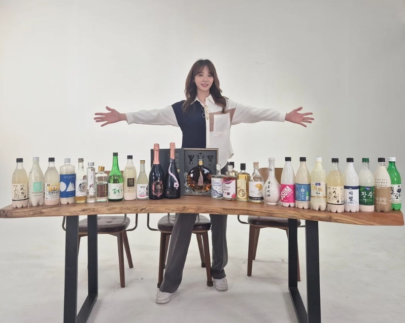 Kim MinAh Embarks on a New Challenge as a Traditional Liquor Sommelier ...