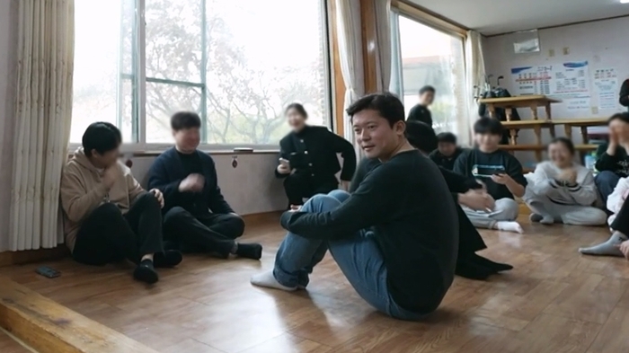 Kim Daeho has revealed the warm Lunar New Year's Day spent with his ...